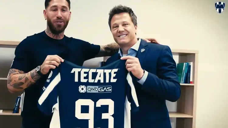 Sergio Ramos: Nuevo refuerzo de Rayados Nuevo día