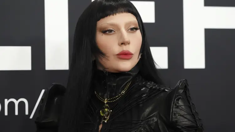 Lady Gaga se identifica como "Labubu" y causa sensación en redes ...